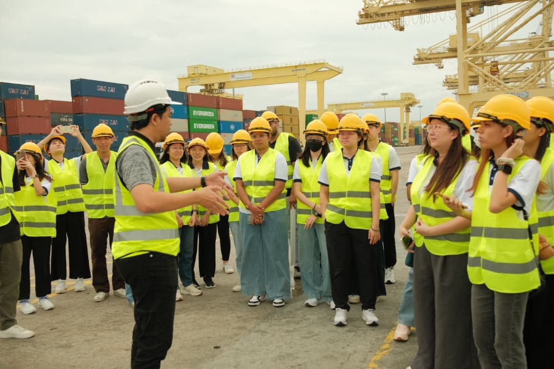 Students gain industry exposure through logistics field trip to NBCT ...